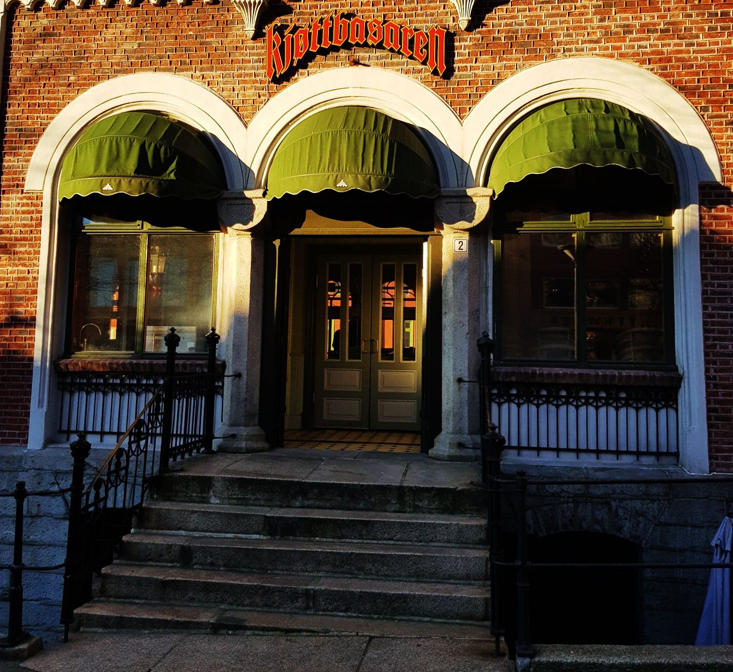 Bien Basar - Matarena